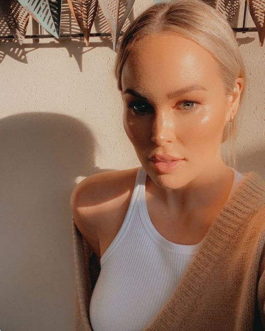 Hayley Robertson Age, Net worth, Daughter, Bio, Wiki, Husband, Family