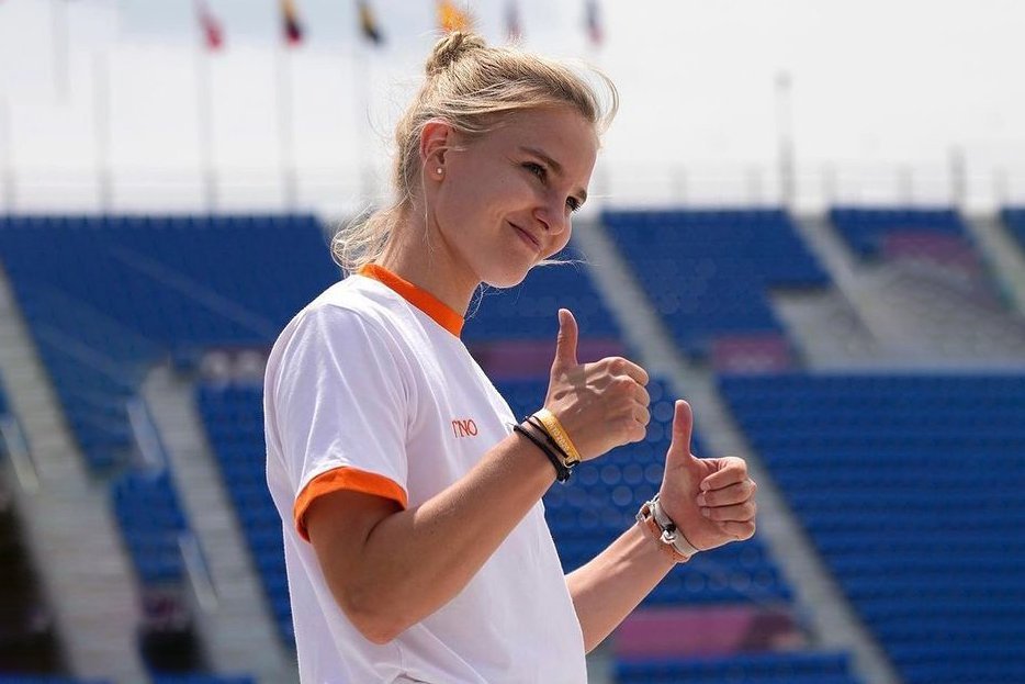 Who is Roos Zwetsloot Female Skateboarder? Age, Family, Net worth ...