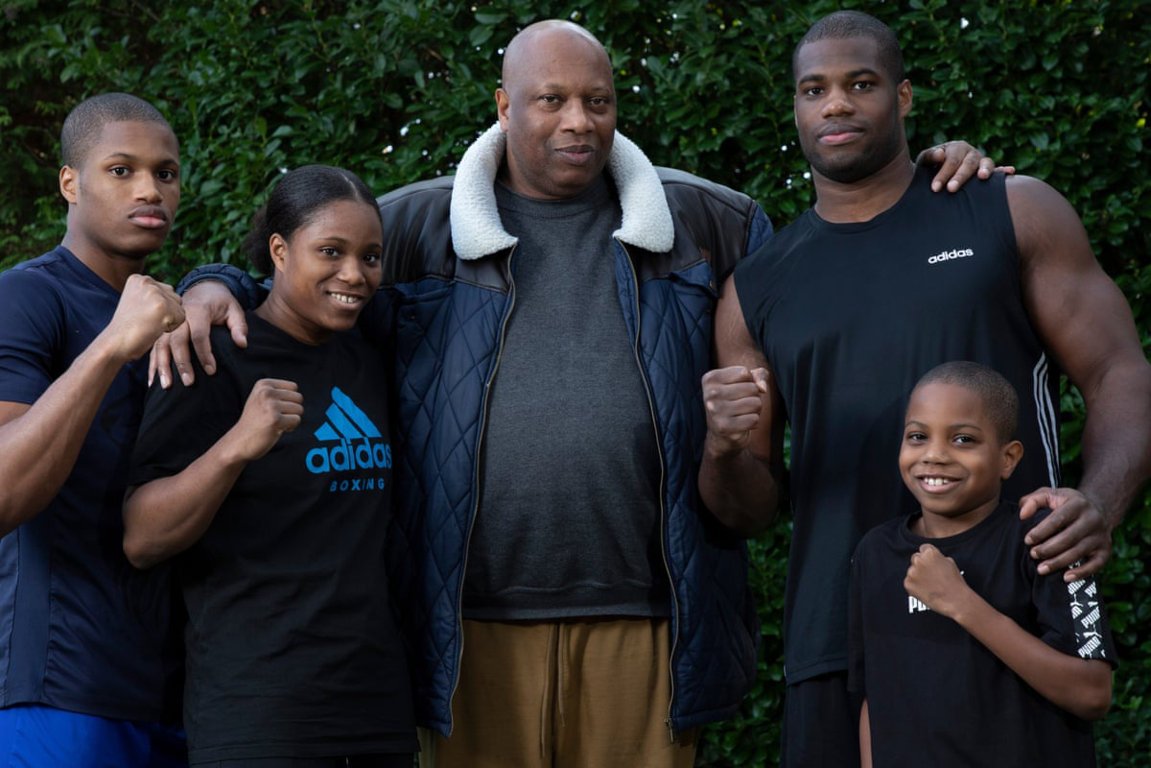 Who is Daniel Dubois? Age, Weight, Net worth, Height, Knocks out in the ...