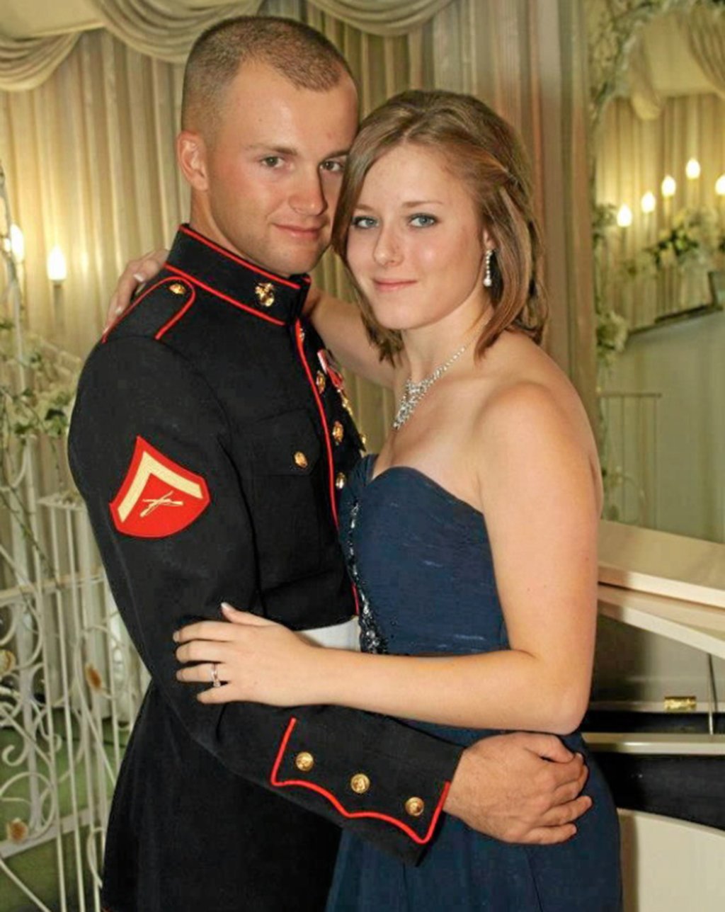 Who is Erin Corwin? Age, Biography - LatestCelebArticles