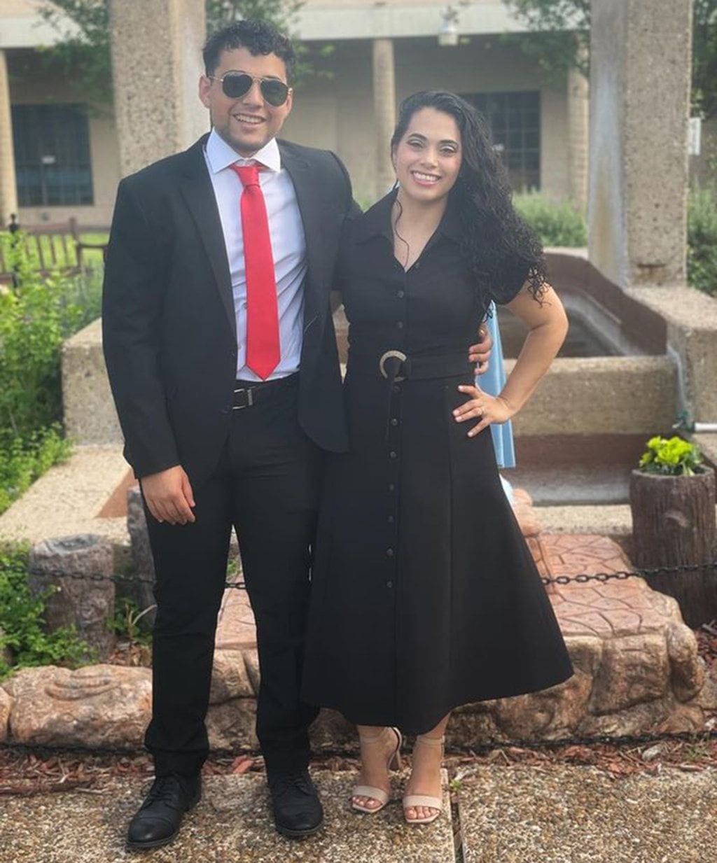 Who is Mayra Flores? Aged 36, Husband, Parents, Family, Net worth, Wiki ...
