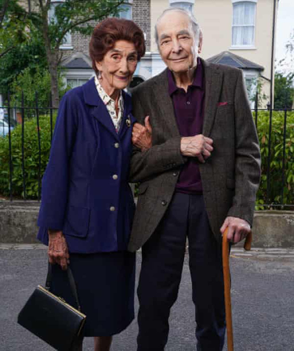 Actor Leonard Fenton Dies at Aged 95, Cause of Death, Wife and Family ...