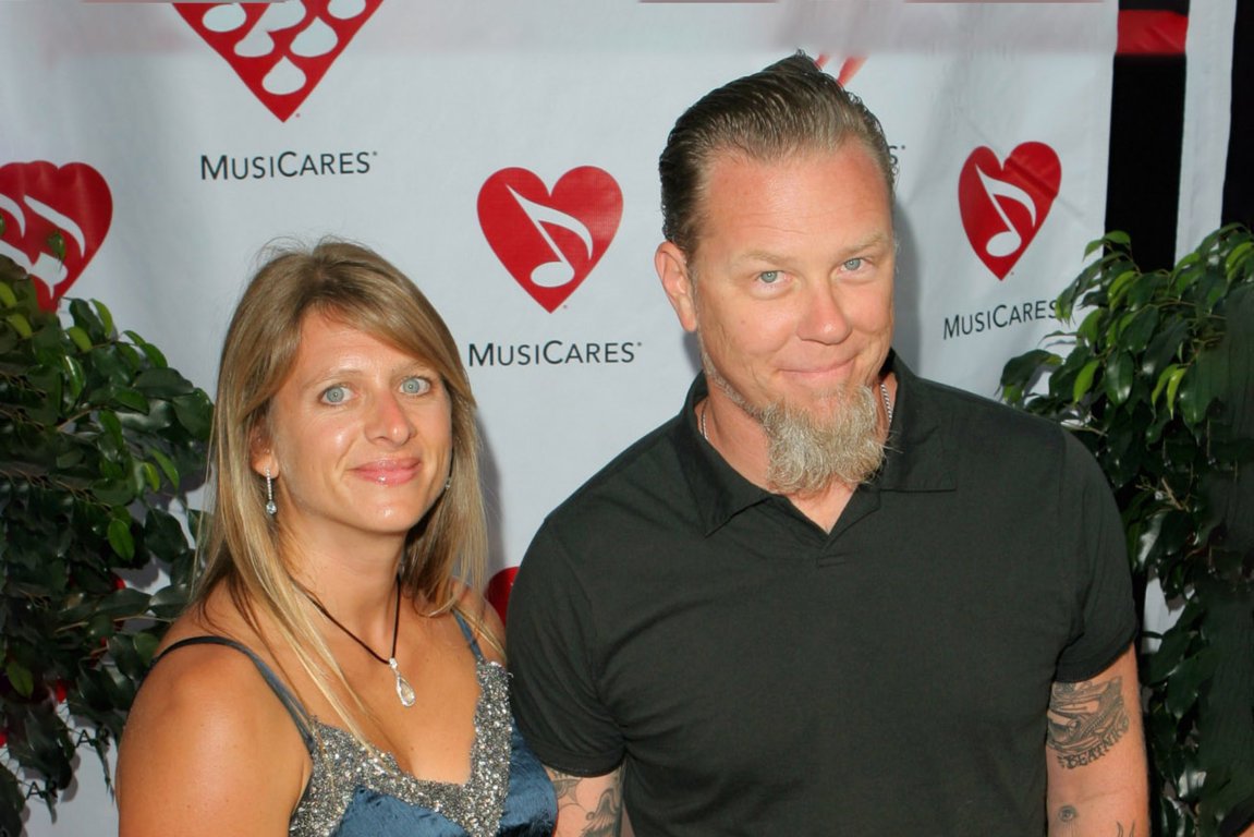 A Metallica Lead Vocalist, James Hetfield Filed For Divorce From his ...