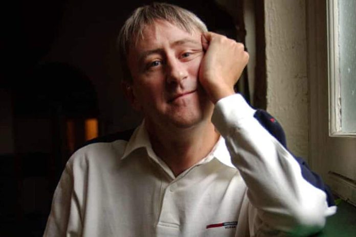 Who is Nicholas Lyndhurst? Death of his son Archie, Age, Wife, Daughter ...