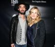 Everything on Ryan Bingham, Age, Wife, Family, Height, Wiki, Net Worth ...