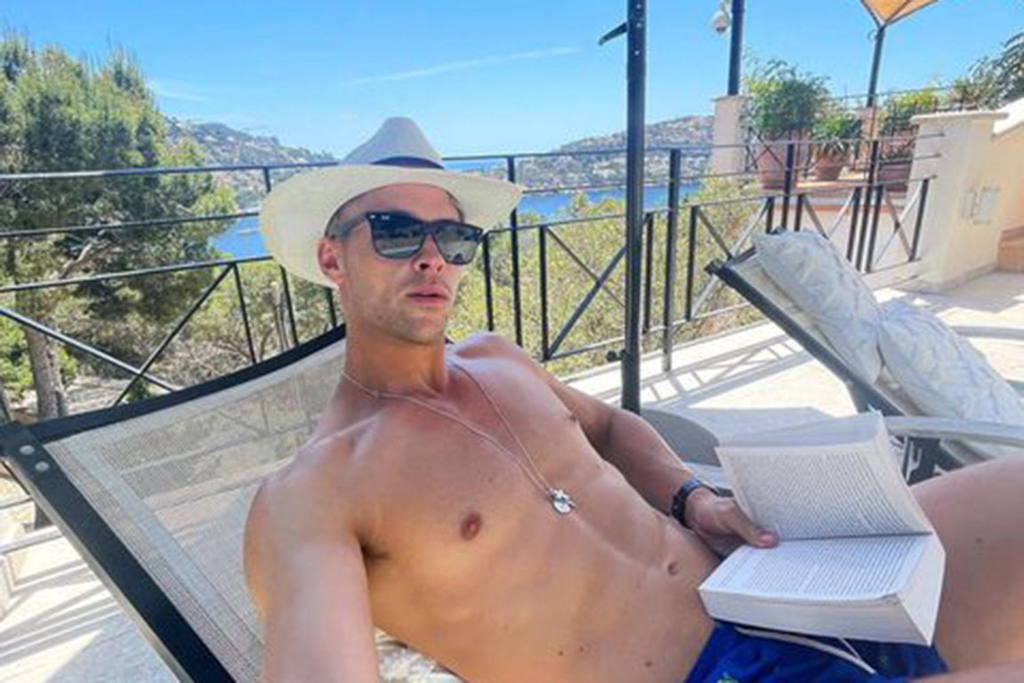 Who is Julius Cowdrey? Age, Girlfriend, Net worth, Family, Parents ...