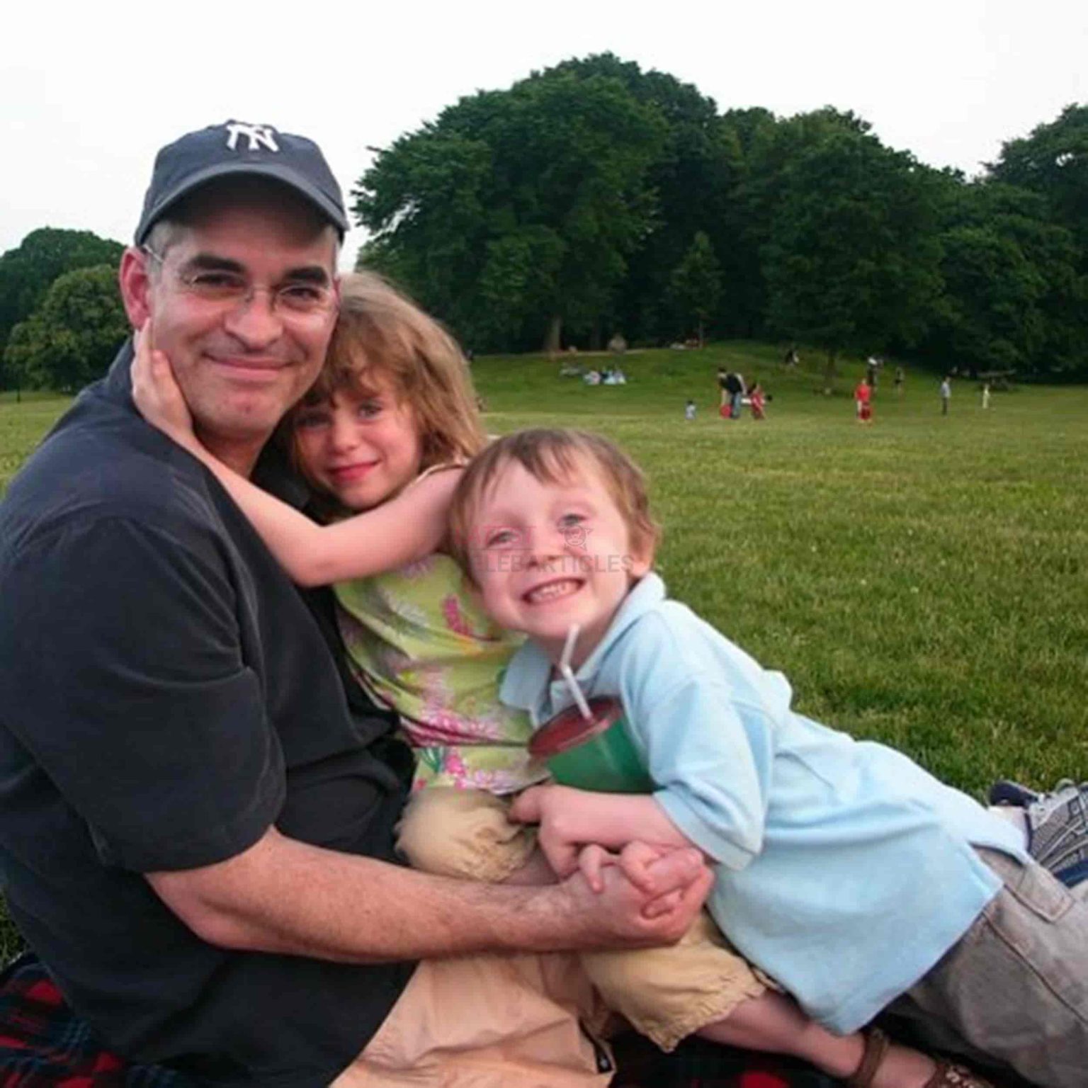 Meet Sophia Lillis's Biological Parents as well as Step Father and ...