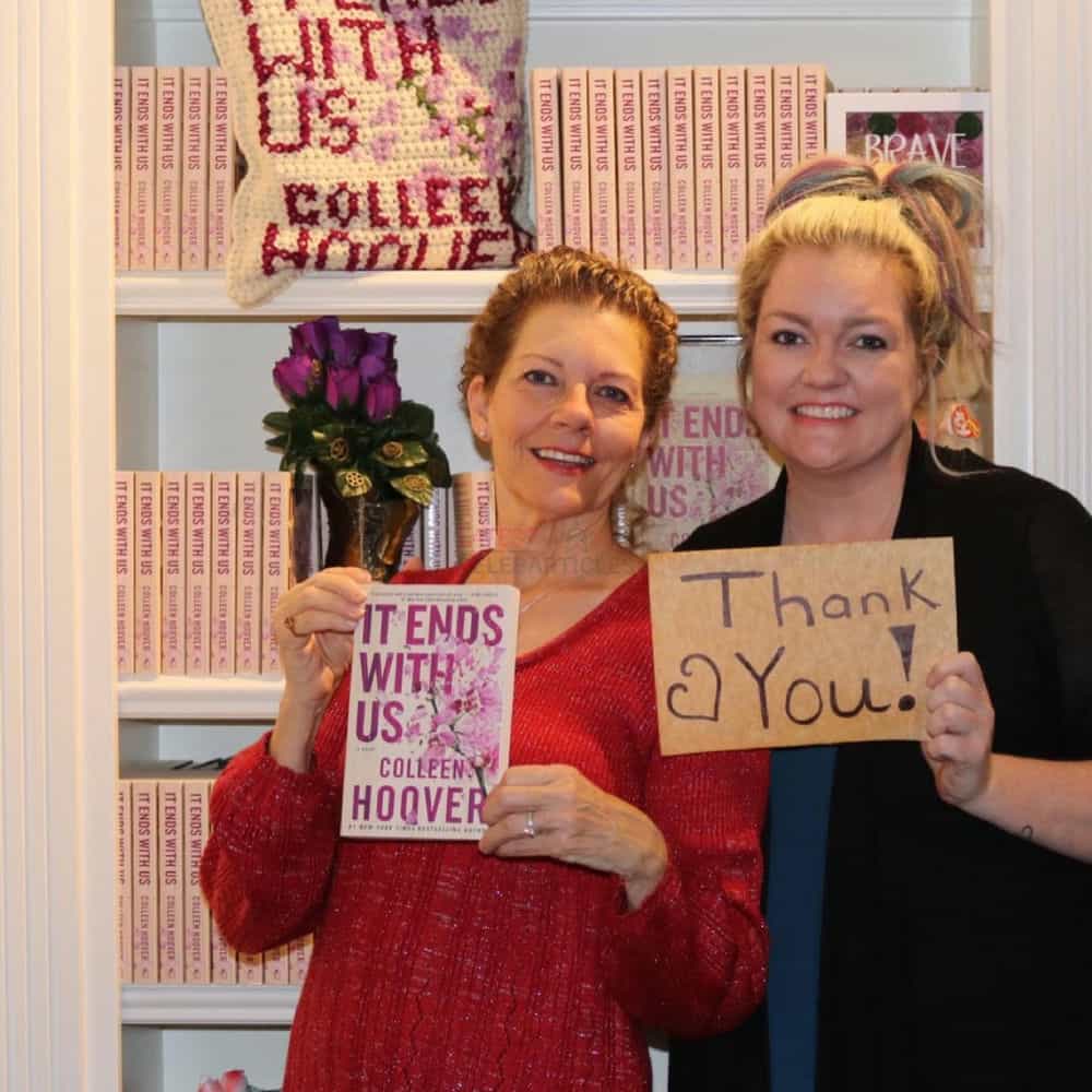 Colleen Hoover Parents: Who Are Vannoy Fite and Eddie Fennel Hoover ...