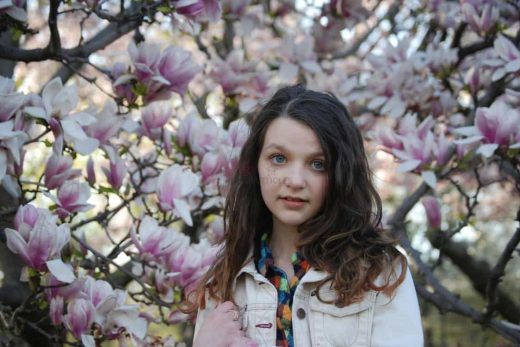 Daisy Tahan is 22 years old and has a Net worth of a Million ...